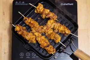 Chicken Shawarma Skewers with Salad & Tzatziki – You Plate It ...